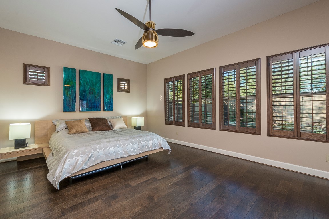 Master Suite with Rear Viewing Windows - Hub Media Company